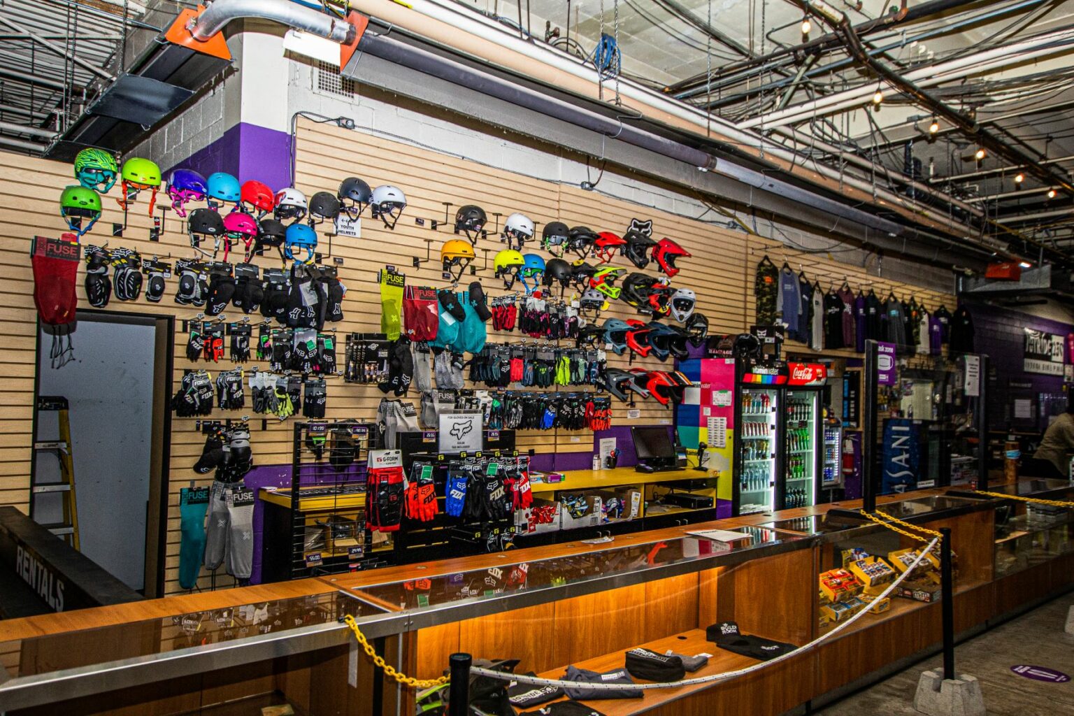 PARK TOUR - Joyride 150 Indoor Bike Park